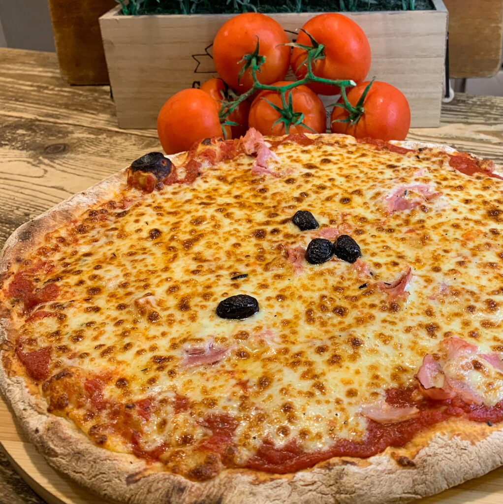 Pizzas à la tomate concassée - Ama Pizza